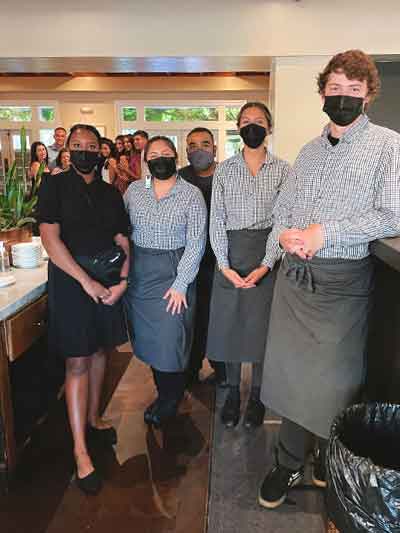 Welcome to Waiters' World - Restaurant Service Press